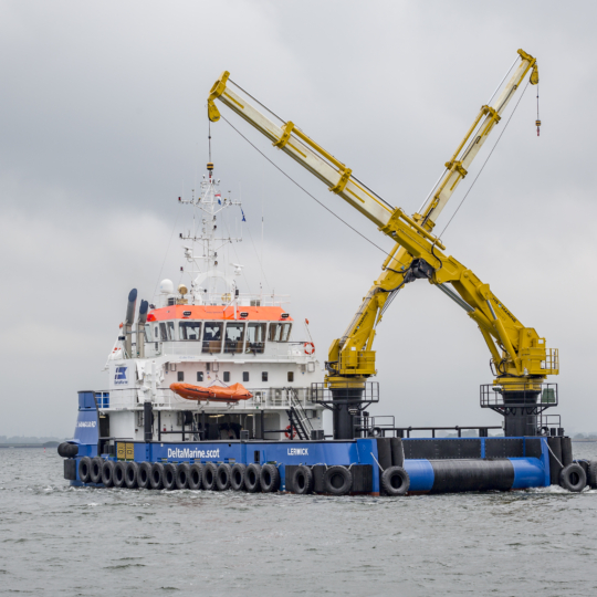 Knæk & teleskopisk marinekran | Effektiv og professionel